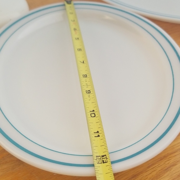 Pyrex | Dining | Vintage Pyrex Oval Dinner Plate | Poshmark